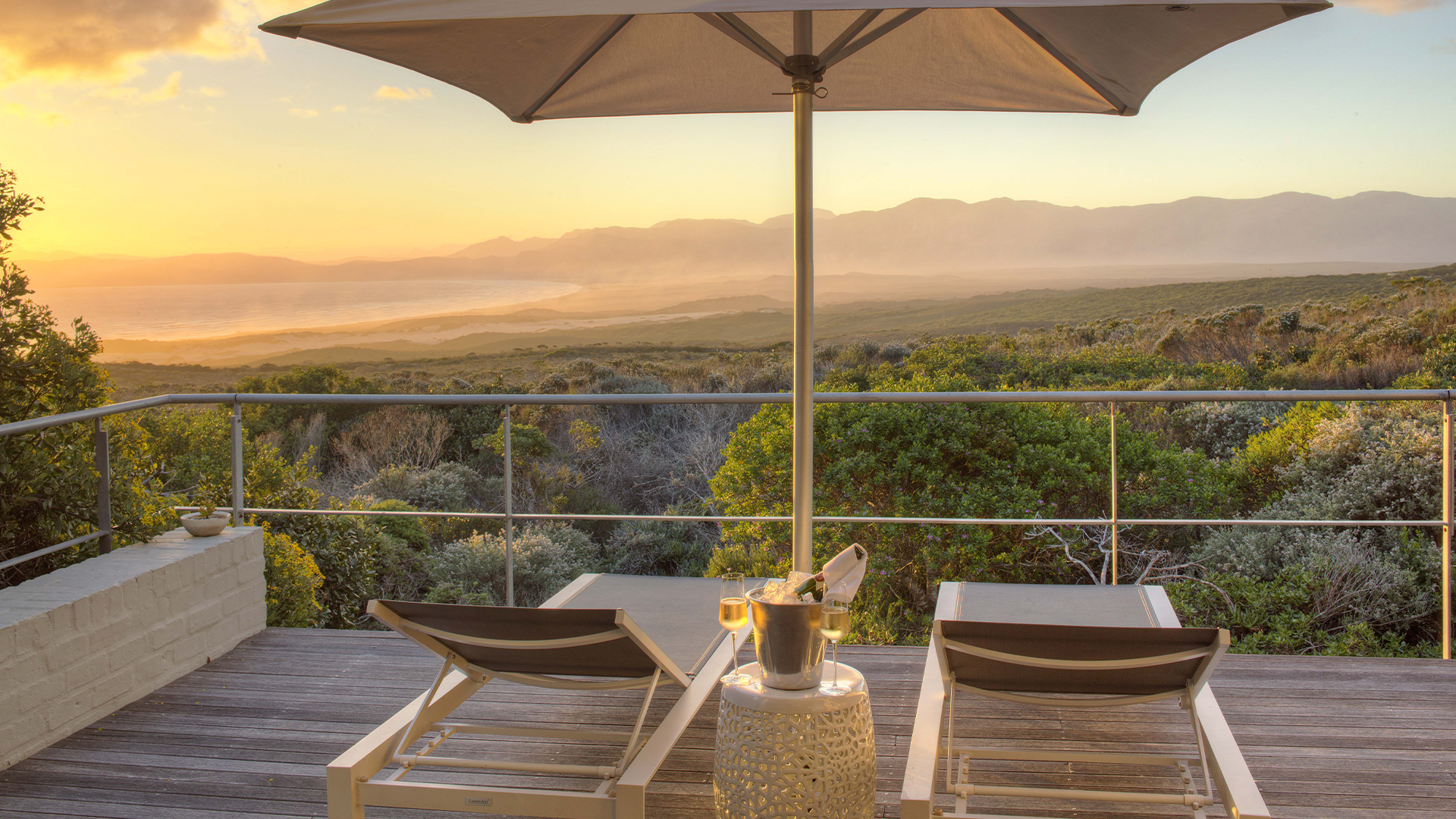 Forest Lodge Luxury Suites - Romance in Nature | Grootbos